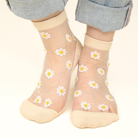 Intimates & Sleepwear | D25 Cream Daisy Sheer Girly Socks | Poshmark